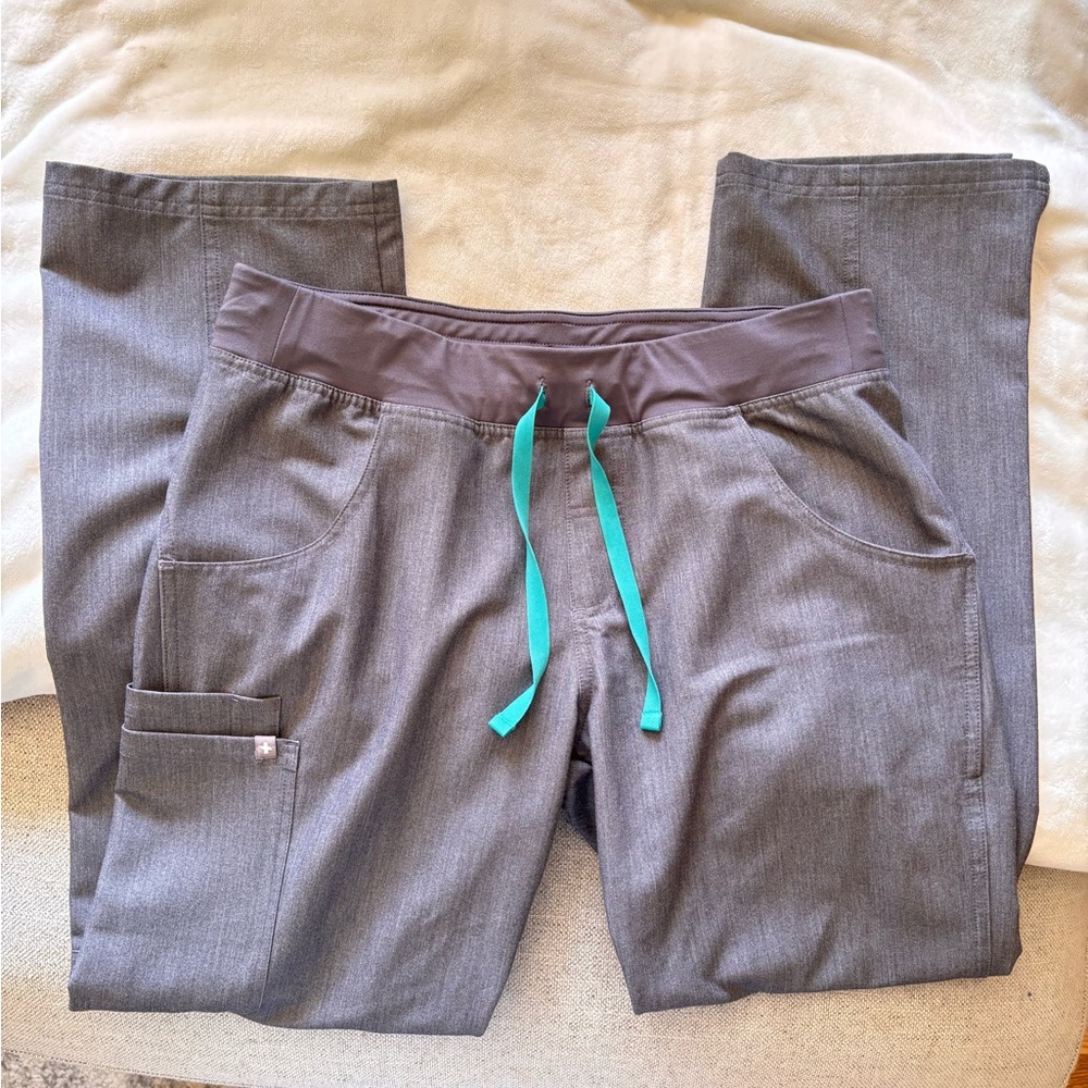 Figs Kade Cargo Pant - Graphite - Gem